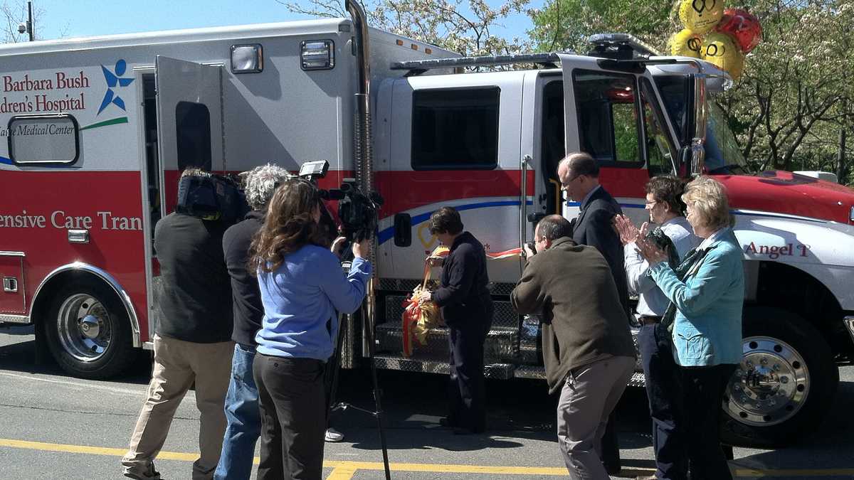 Photos: New pediatric ambulance unveiled