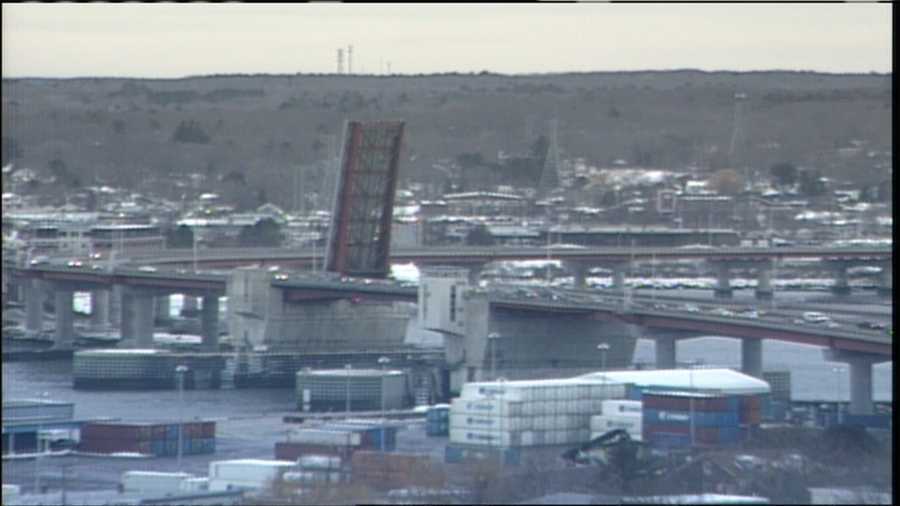 Casco Bay Bridge back open to traffic