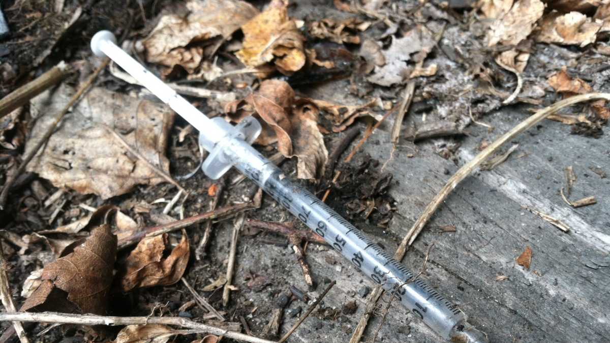 Photos: More used needles found in Portland