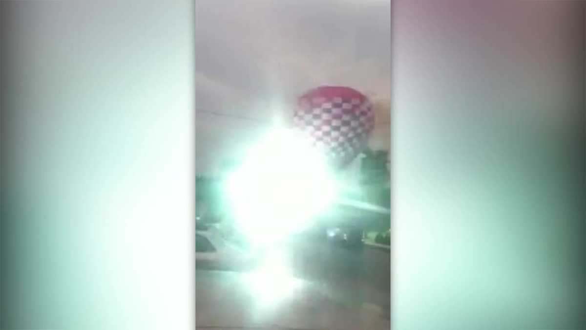 Images capture explosions as hot air balloon crashes