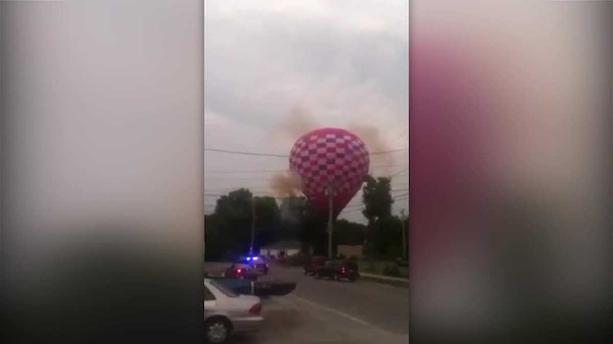 Images capture explosions as hot air balloon crashes