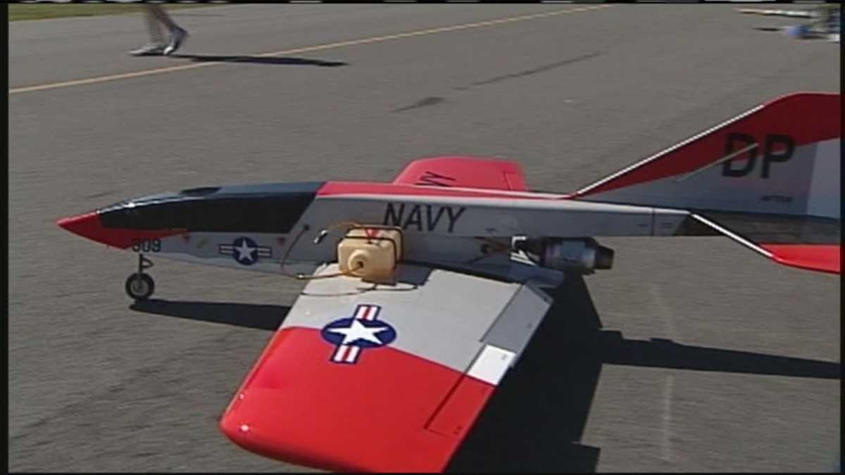 Sanford hosts model airplane show