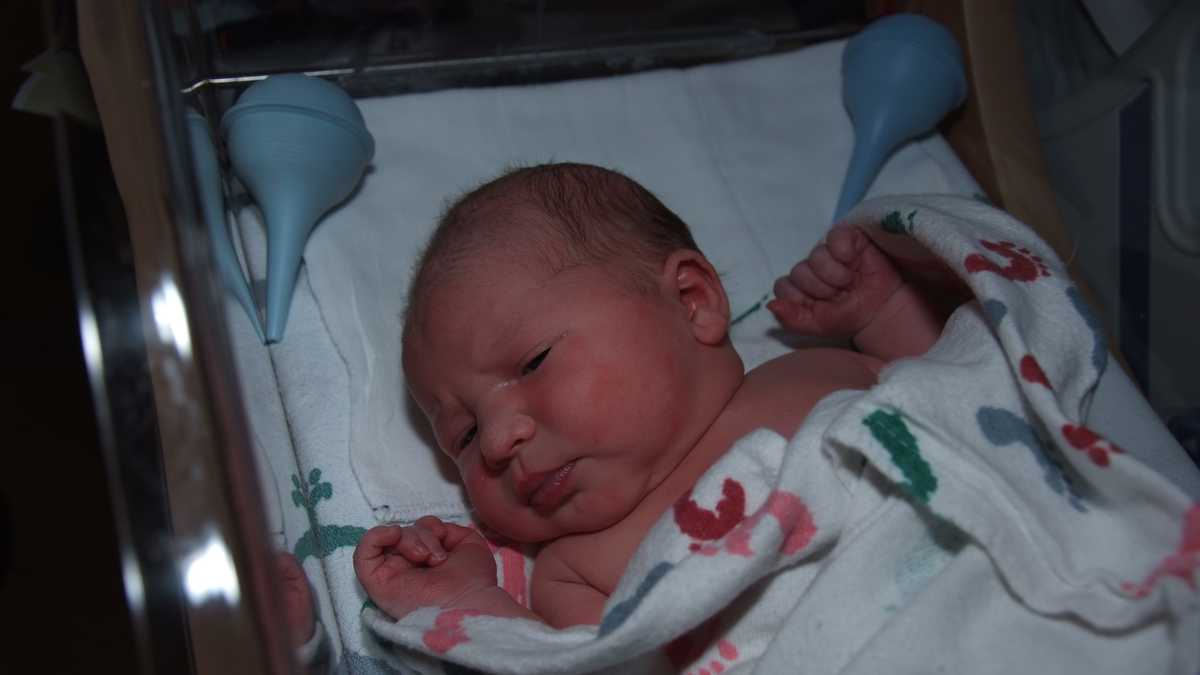 Lyman couple rings in 2015 with new baby