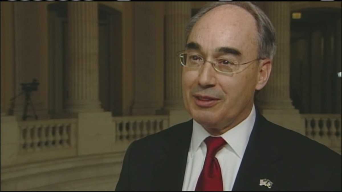 Poliquin reverses vote on LGBT rights for federal contractors