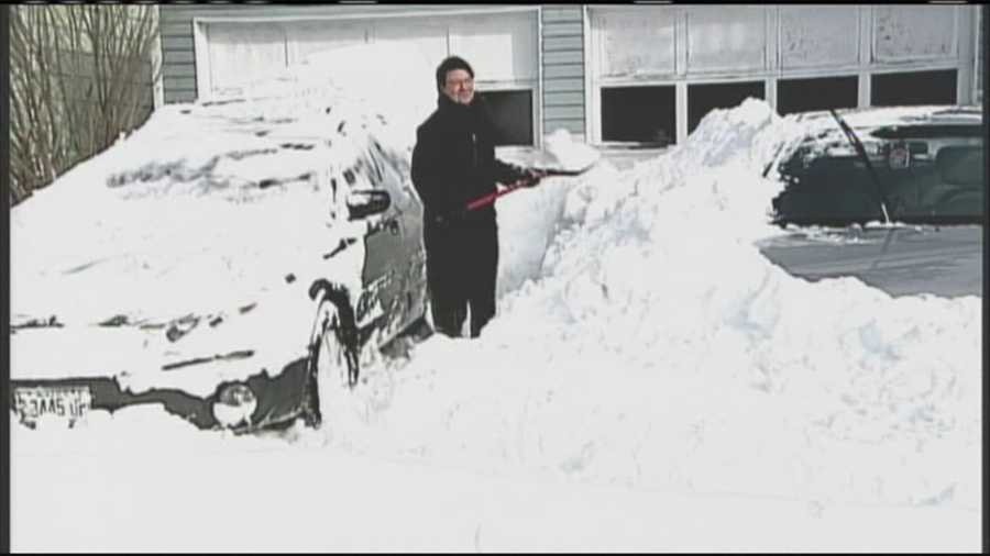 Central Maine digs out from blizzard Central Maine digs out from blizzard