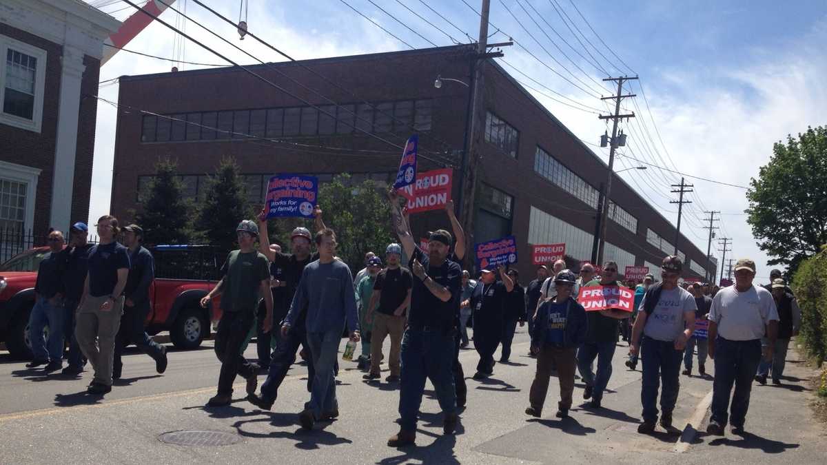 Photos: BIW workers rally