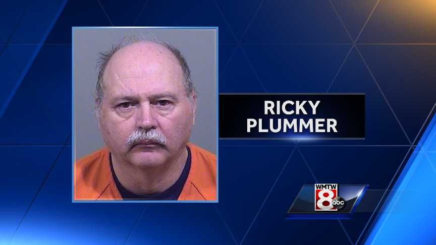 OOB fire chief resigns after arson arrest