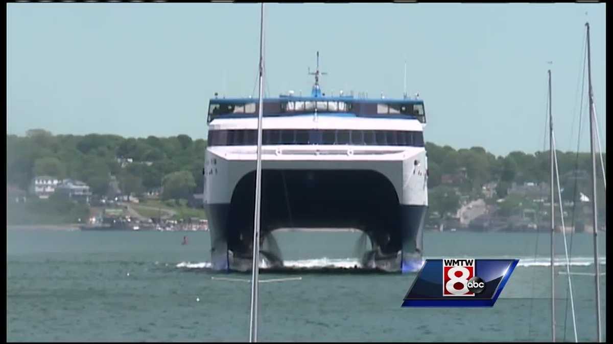 High-speed ferry makes 1st stop in Portland