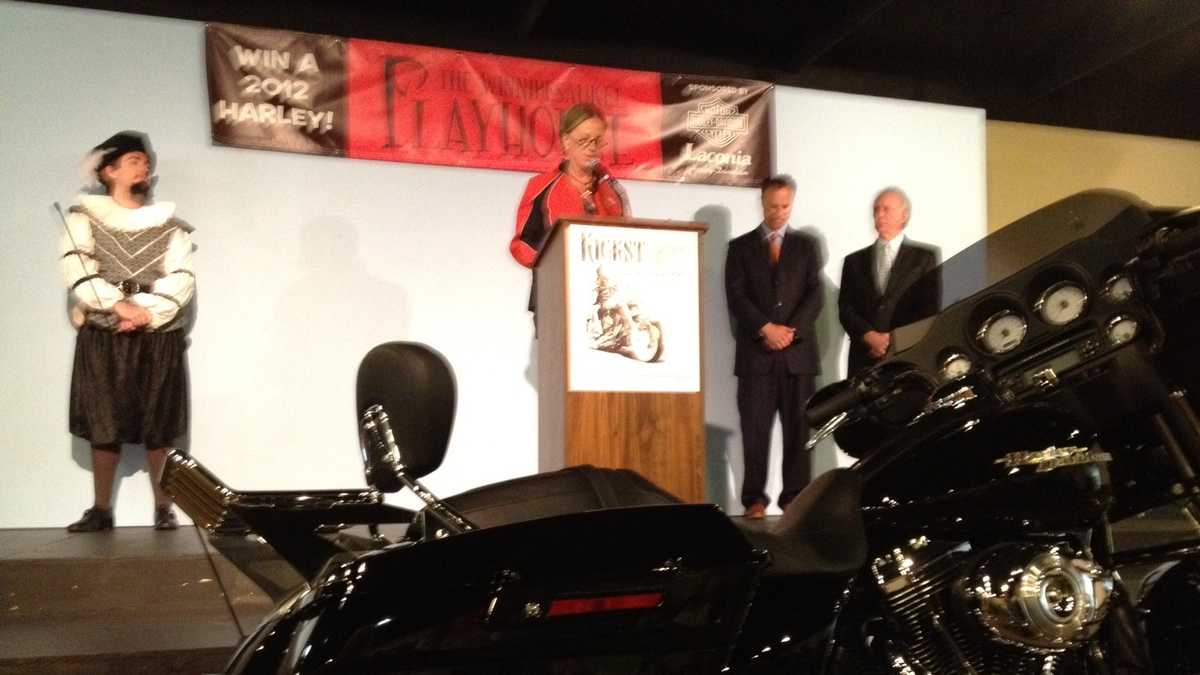 Theater auction features motorcycle-riding Shakespeare