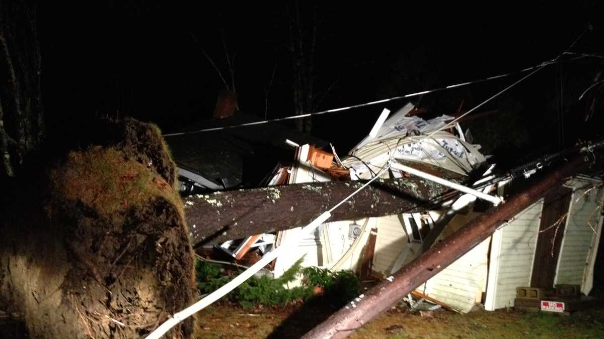 Images: Radar shows possible microburst hitting Franklin