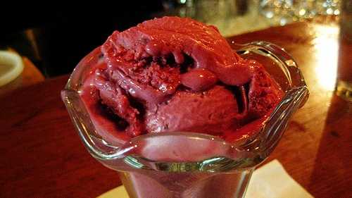 25 things you may not know about Jamie Staton