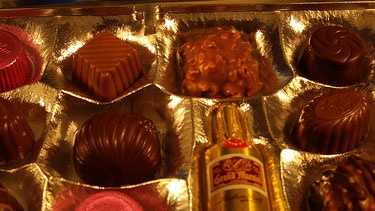 25 things you may not know about Jean Mackin