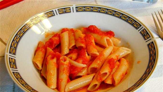 25 things you may not know about Adam Sexton