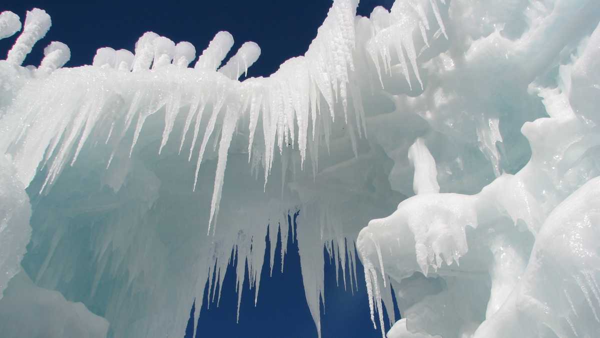 Loon Mountain's ice castle to close March 15