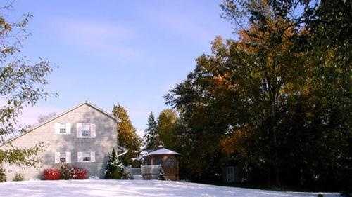 New Hampshire towns with most NH-born residents