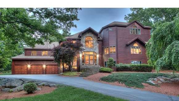 Mansion Monday: Contemporary Windham home