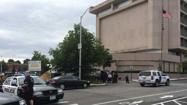 Federal building, courthouse reopen after bomb squad investigation