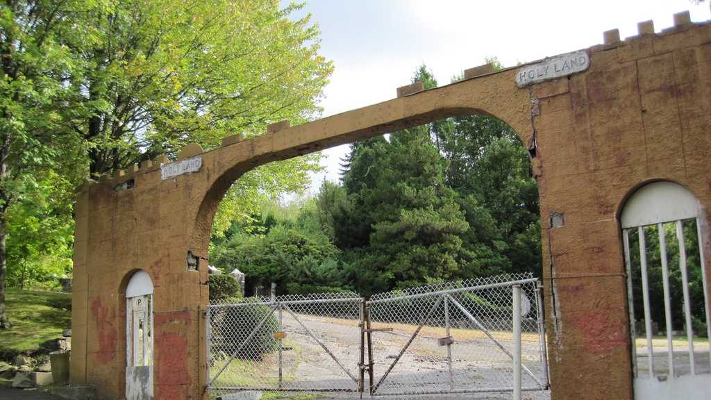 Photos: Connecticut ghost town for sale
