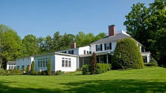 Mansion Monday: Historic Peterborough home built in 1700s