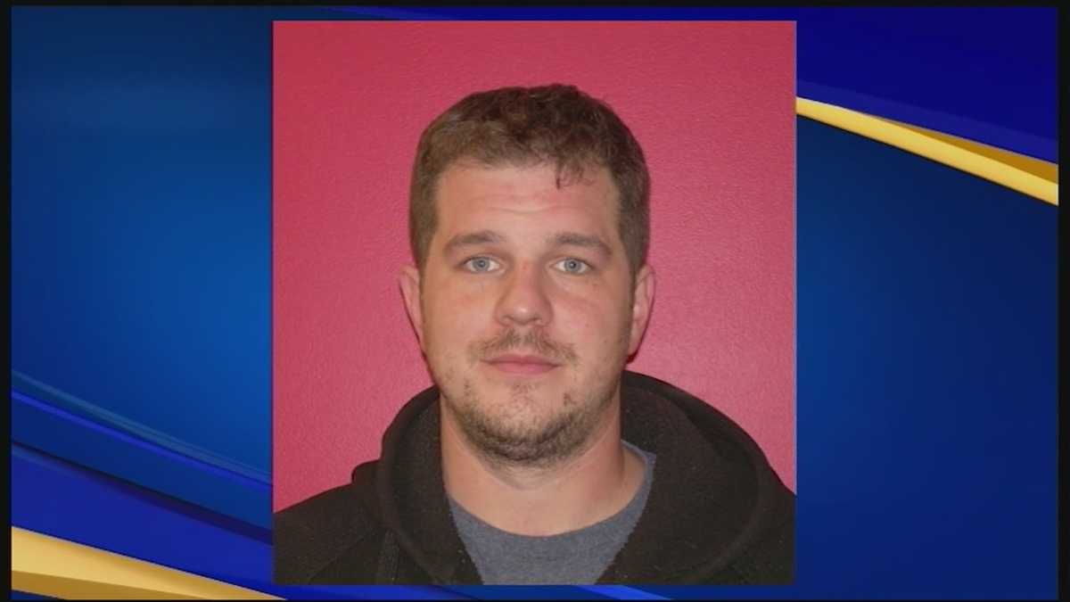 Woman watches as burglar climbs in kitchen window, police say