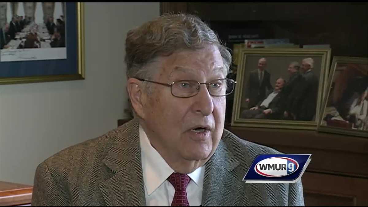 Trump squares off against Sununu during NH trip