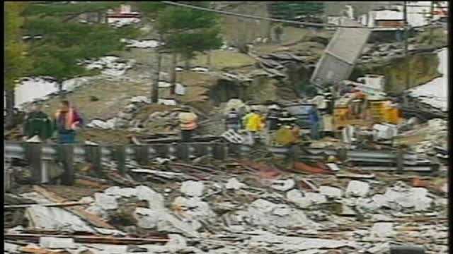 Images show Alton's deadly dam collapse in 1996