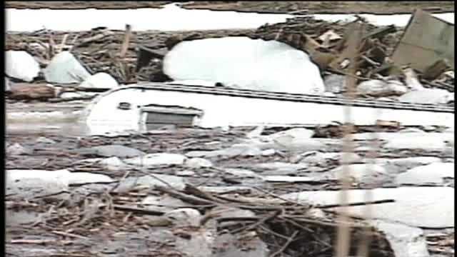 Images show Alton's deadly dam collapse in 1996