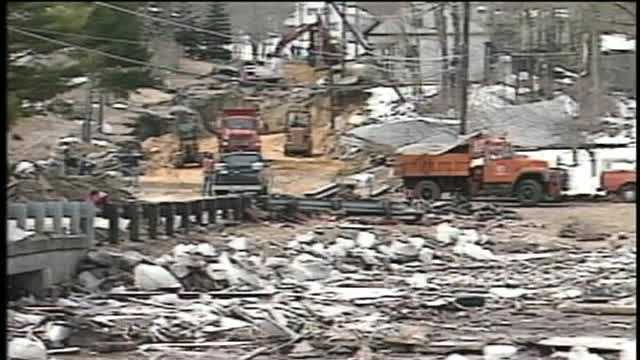 Images show Alton's deadly dam collapse in 1996