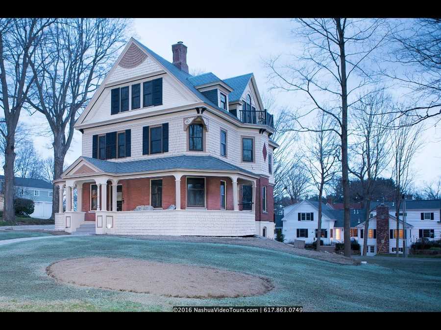 Mansion Monday: Home built in 1889 has spiral staircase, carriage house