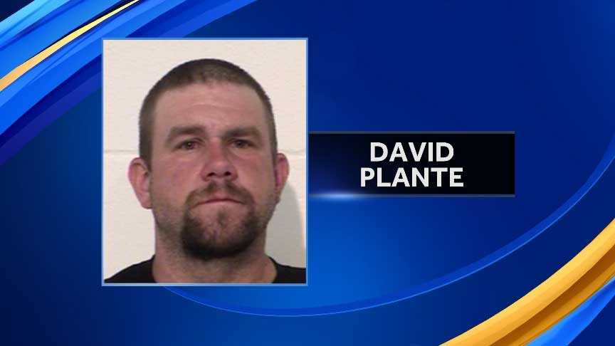 Firefighter accused of setting brush fires indicted on arson charges