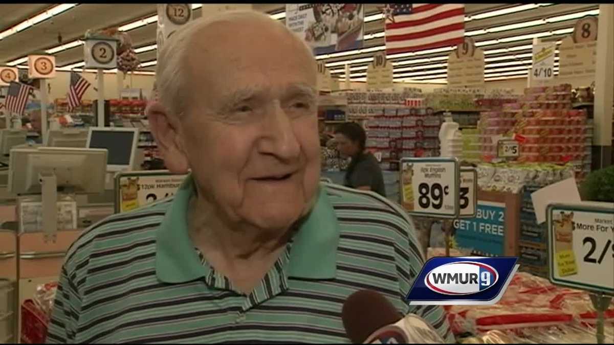 Market Basket's oldest employee turns 96