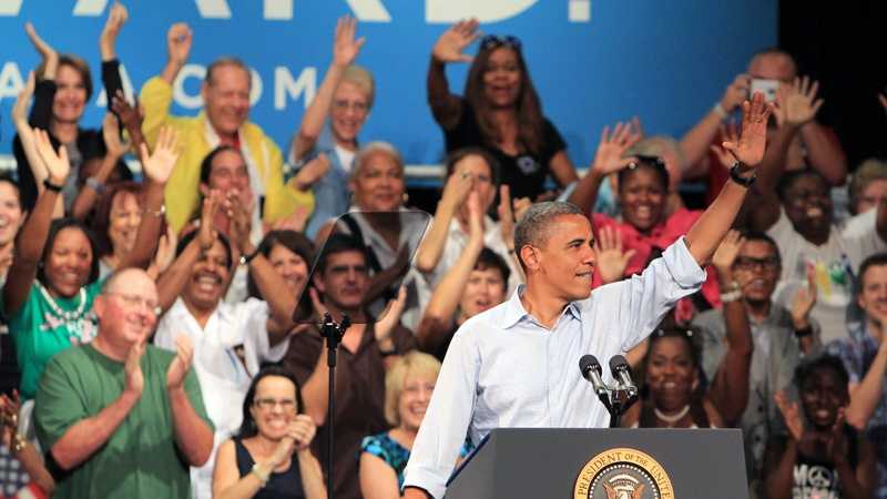In Pictures: Obama fires up downtown crowd