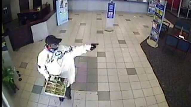 FBI releases photos of armed bank robbery