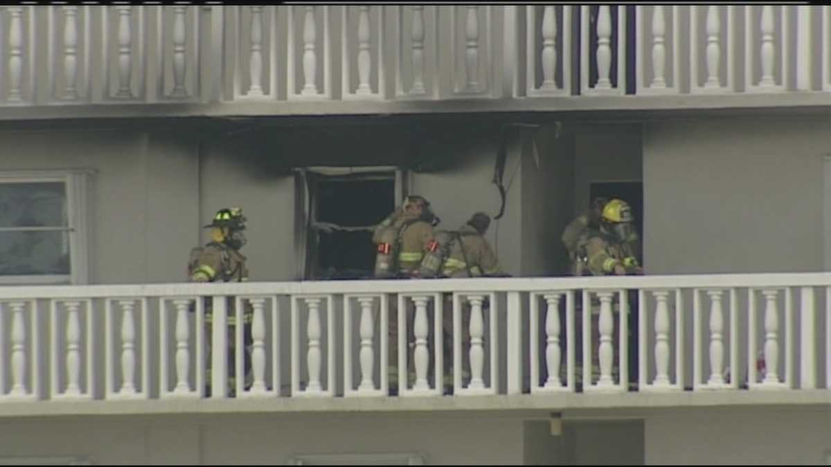 Fire starts in vacant unit at high-rise condo building