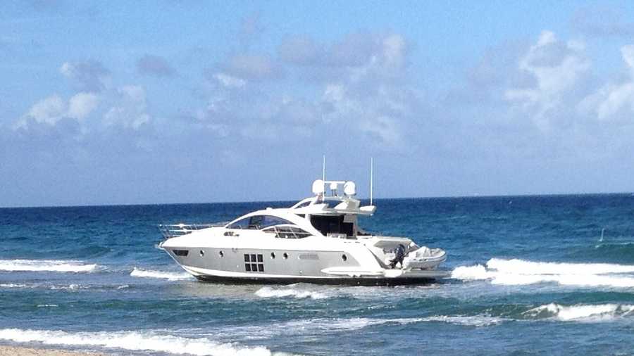Yacht beached in Boca Raton