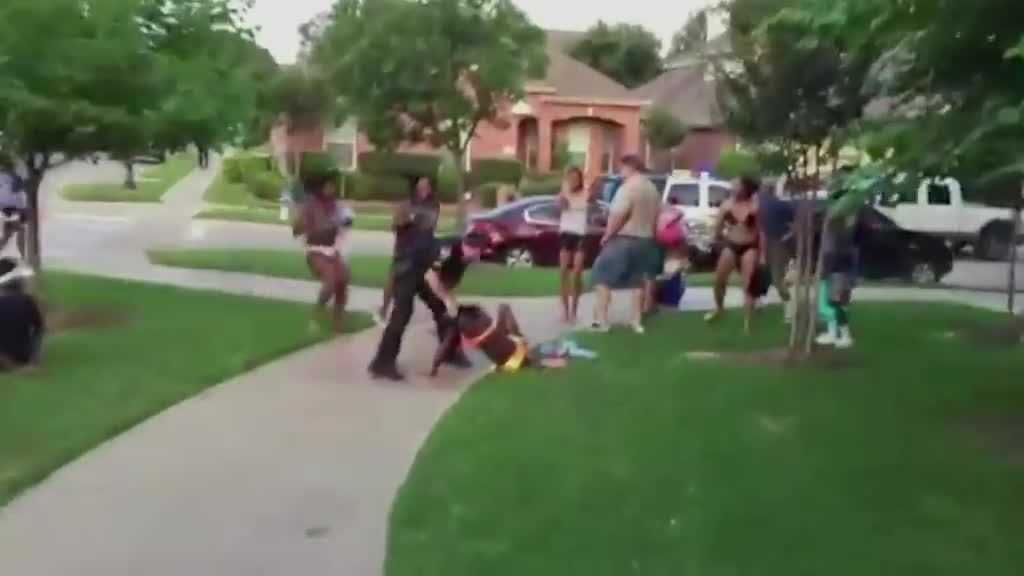 Video of officer’s reaction at pool party goes viral