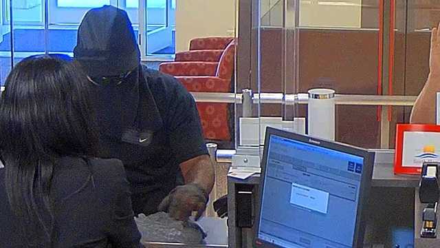 FBI releases photos of bank robbery at Wells Fargo