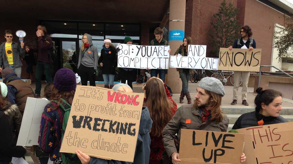 Protest erupts at UVM over climate change