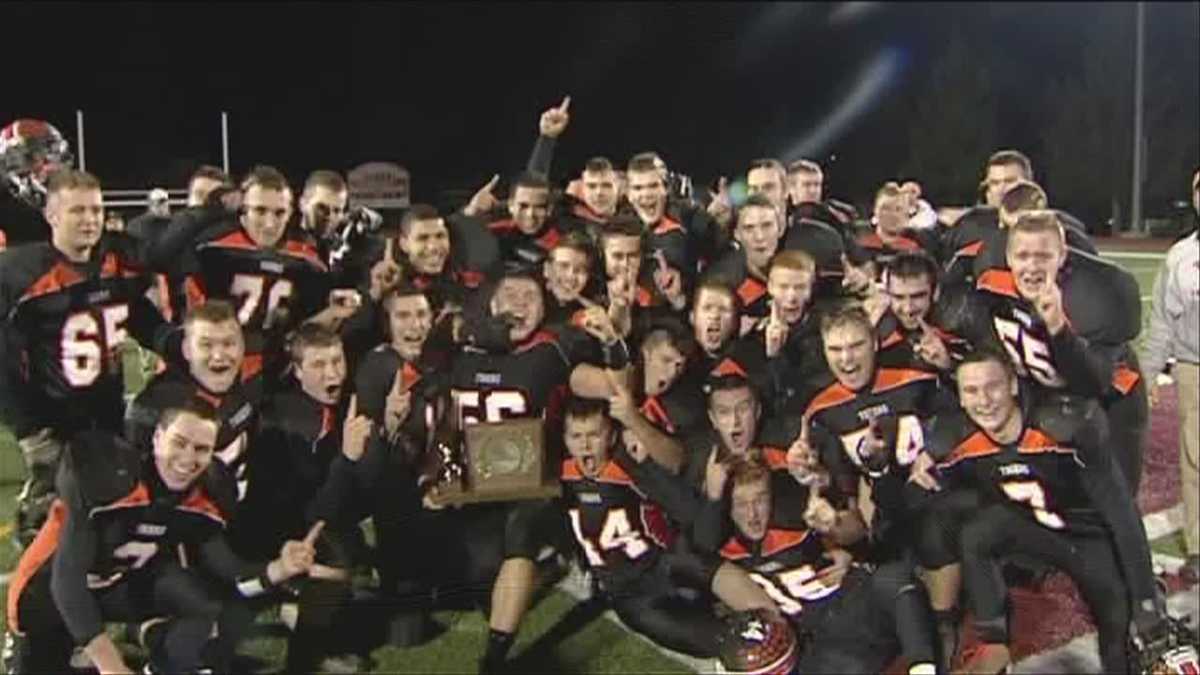 Champions crowned in Vermont high school football