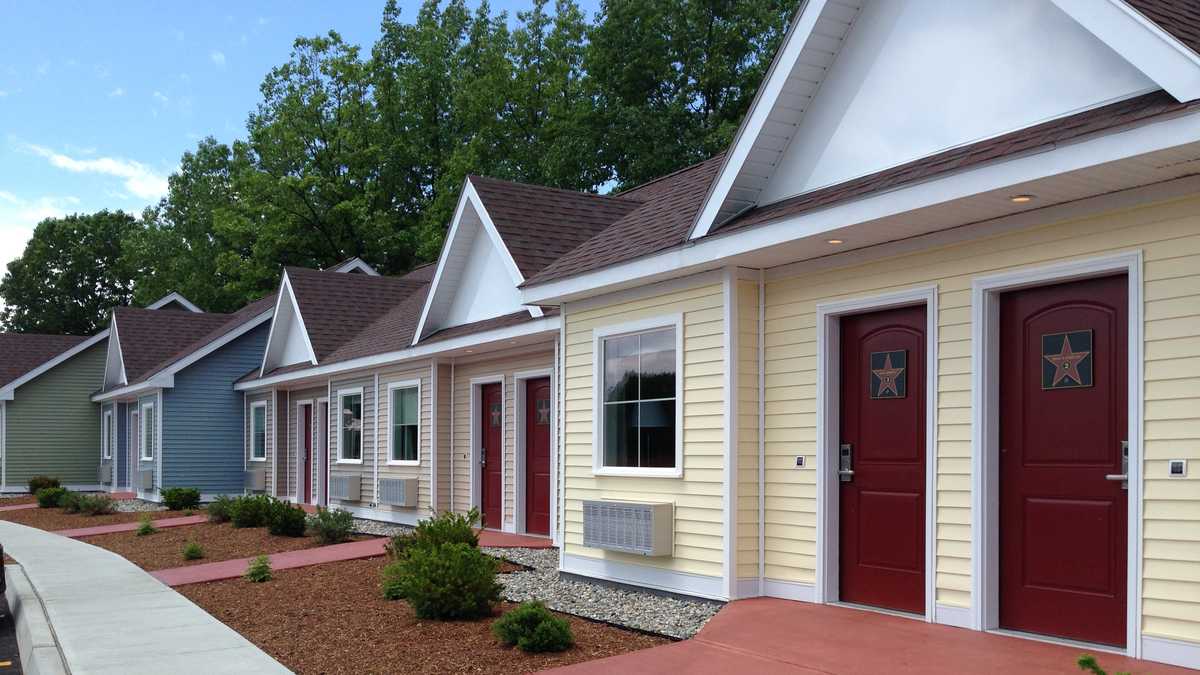 Tour the Starlight Inn, a Hollywood-inspired motel