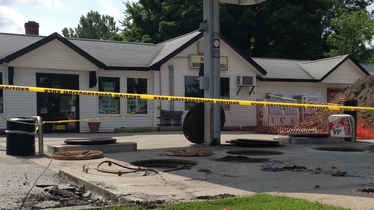 Explosion at St. Albans gas station