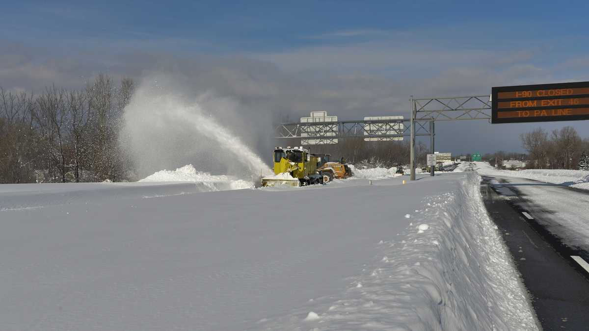 Photos: 6+ feet of snow = travel nightmare