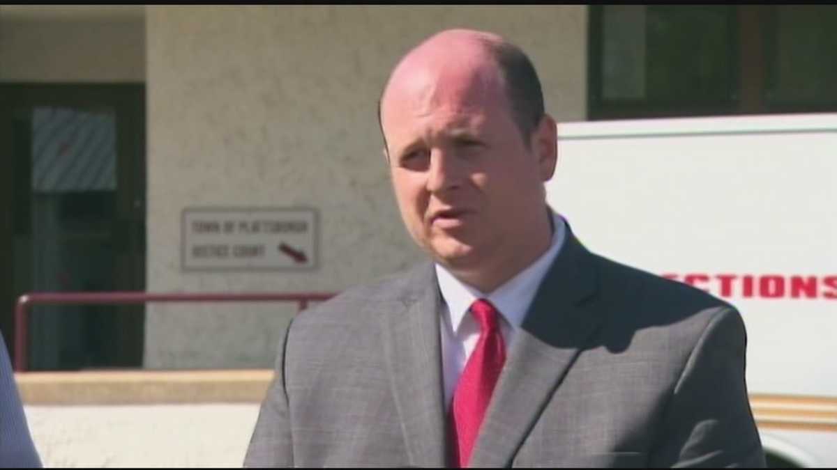 Gene Palmer's attorney recuses himself