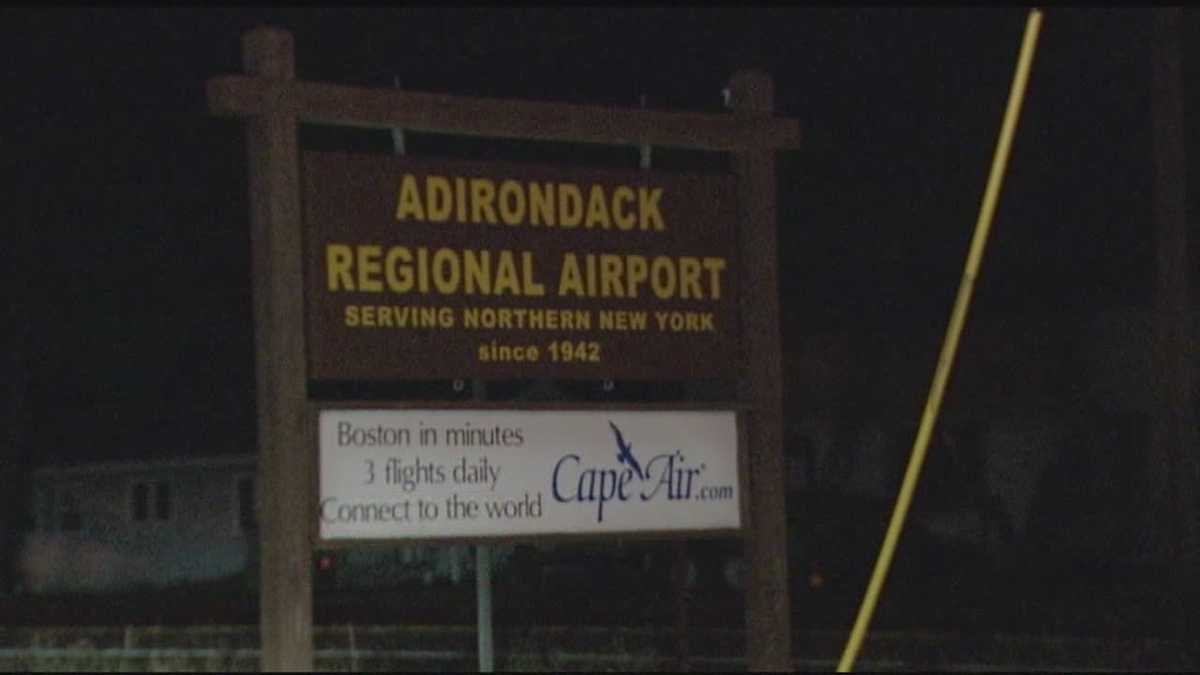 4 killed after plane crash in Lake Clear