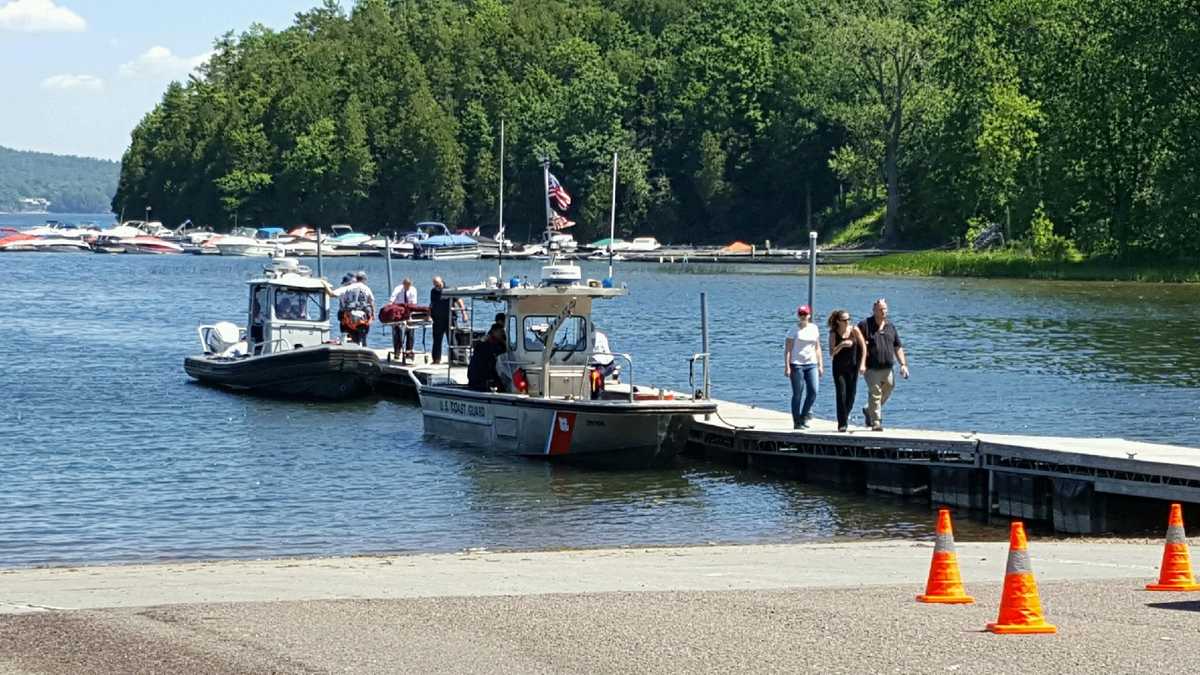Photos: Search for missing boater in Malletts Bay