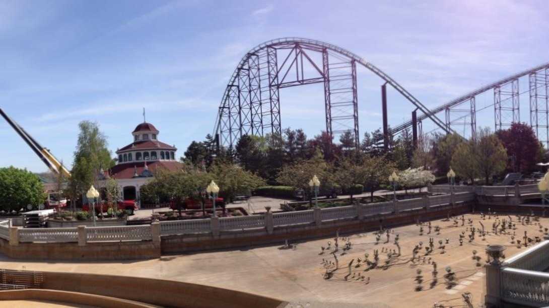 Kennywood's New Black Widow Going Up