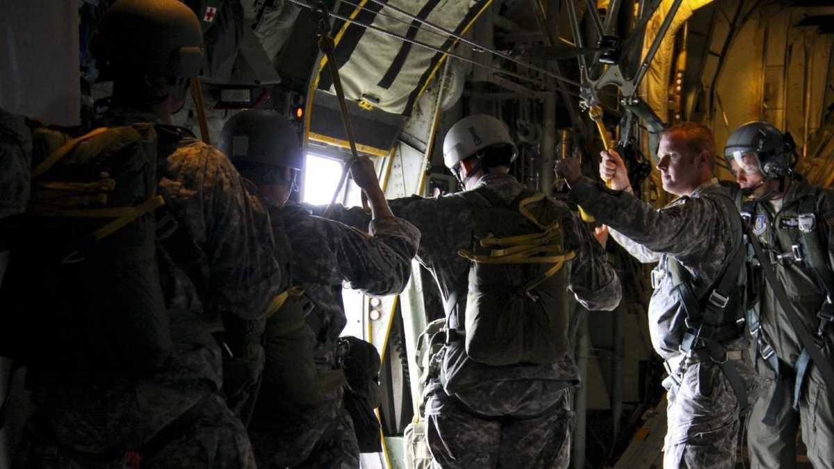 Photos: The 911th Airlift Wing