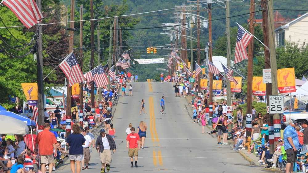 Photos: Fourth of July parade marks 50th anniversary