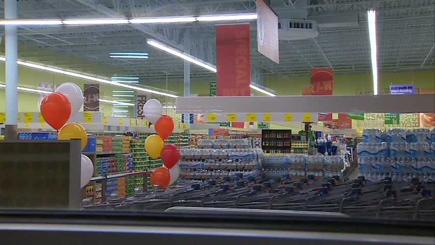 New Aldi grocery store debuts in South Side