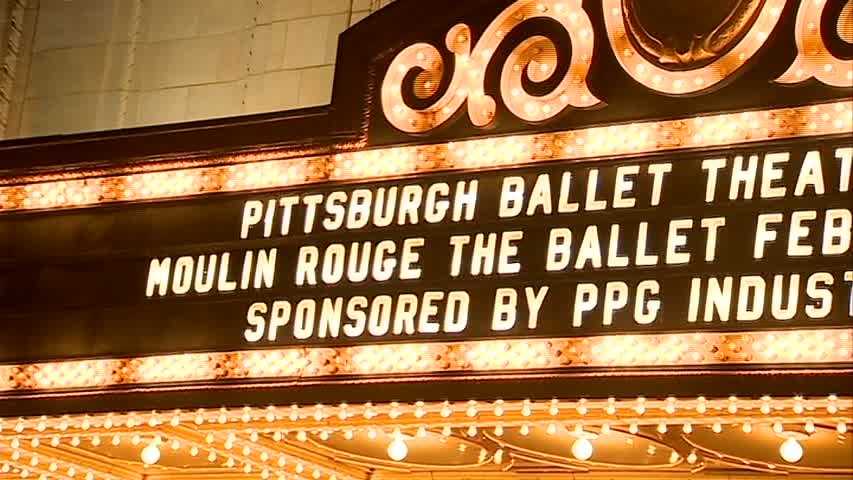 Photos Sally Wiggin Takes Stage On Opening Night Of Moulin Rouge